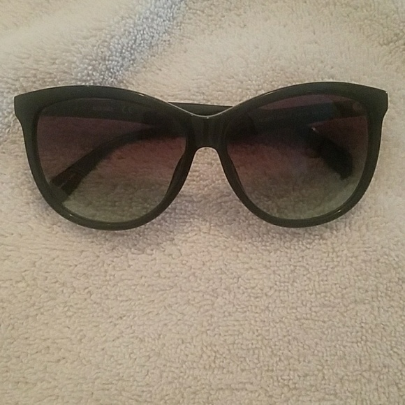Diesel | Accessories | Diesel Black Cat Eye Sunglasses | Poshmark